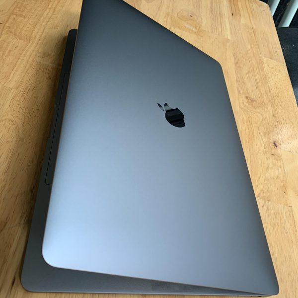 Macbook Pro 15 inch 2019, i9 2.3G, 16G, 512G, AMD Pro 560X