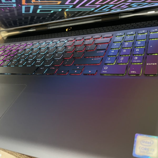 Dell Alienware M17, core i7 9750H, RTX2060, 17.3in 2K - Laptop Triều Phát