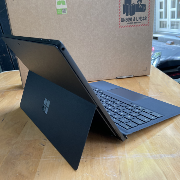 Microsoft Surface pro 7, core i7 10th, 16G, 256G - Laptop Triều Phát