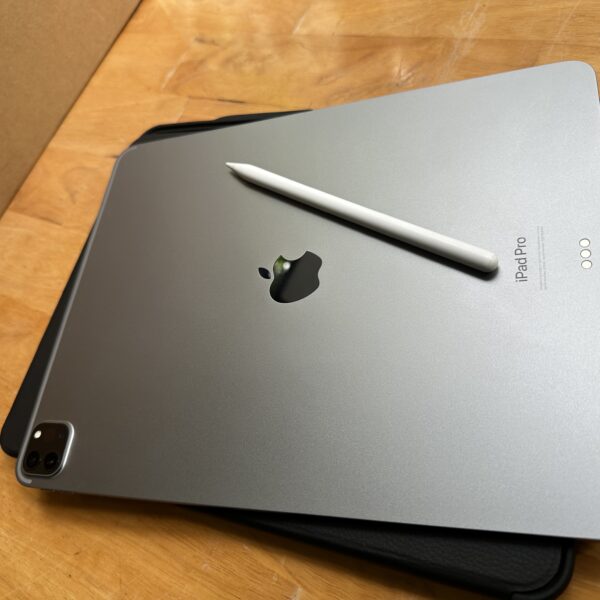 Ipad 12,9in gen 6, chip M2, 1TB, wifi. - Laptop Triều Phát