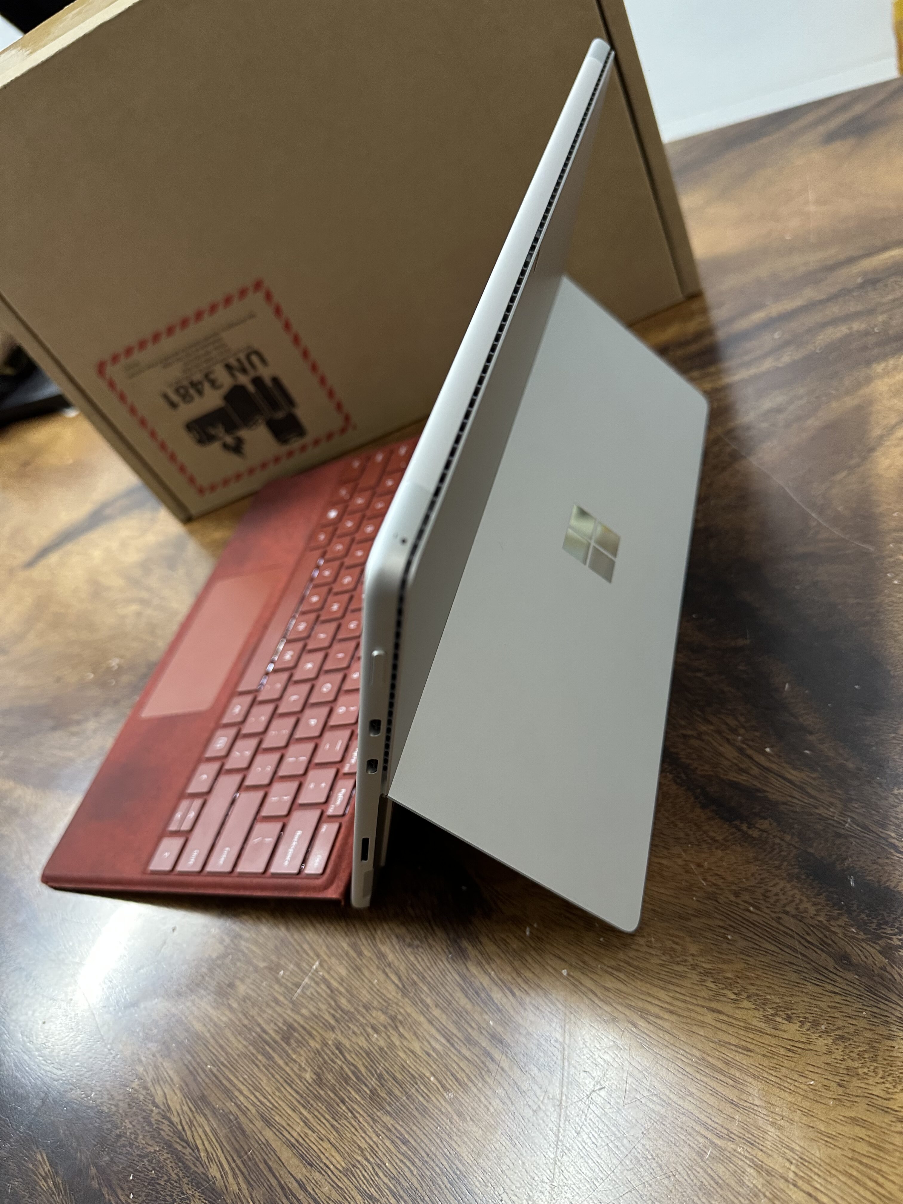 Microsoft Surface Pro 8, core i5 11th, 8G, platinum. - Laptop Cũ Giá Rẻ ...