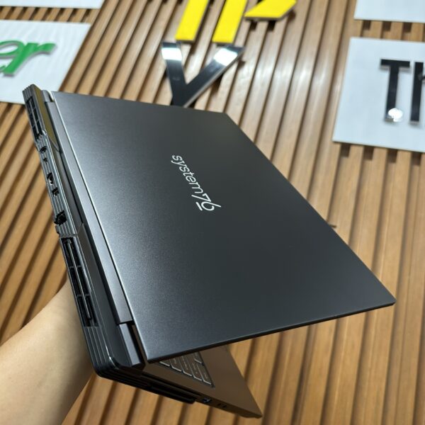 System 76 Oryx Pro, core i9 - 13900H, ram 64G, ssd 1TB, RTX4070 ...